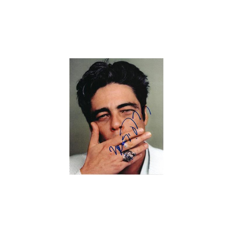 Benicio DEL TORO Autograph